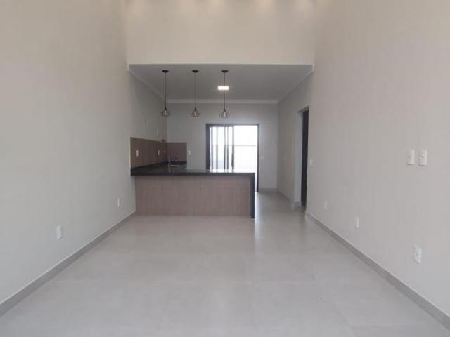 Casa 150m2 no Condomínio Real Parque, 3 Dormitórios, 1 Suíte, Cozinha Americana, Área Gourmet, Acaba