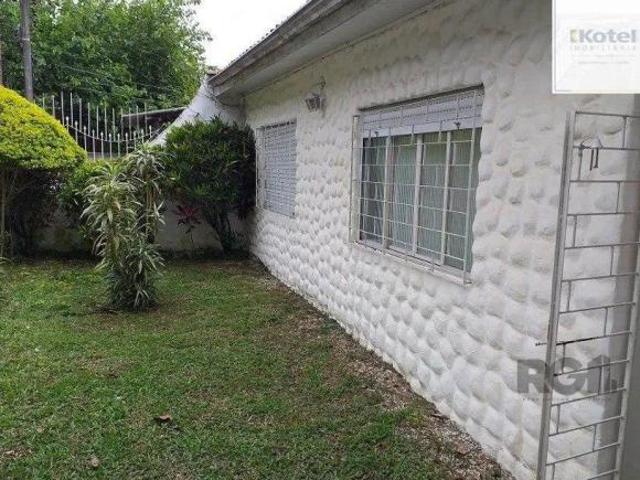 Casa 169m² 2 dormitórios, 2 vagas no bairro Cavalhada