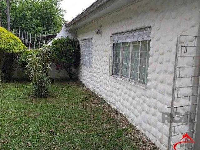 Casa 169m² 2 dormitórios, 2 vagas no bairro Cavalhada