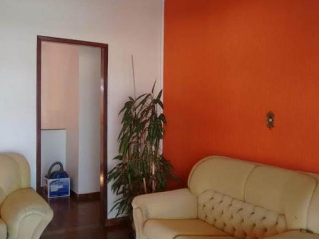 Casa para venda em Bandeirantes, Contagem