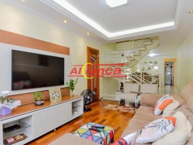 Casa 190m², com 3 quartos e 1 suíte à venda no Parque Renato Maia