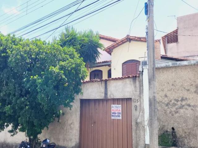 CASA 190m² R$ 2.450,00
