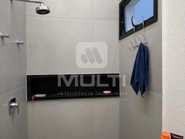 Casa para venda em Novo Mundo, Uberlândia