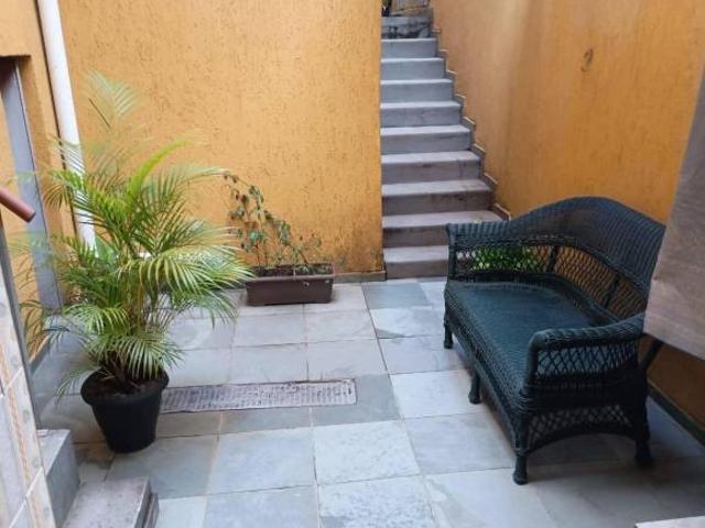 CASA 100% TÉRREA COM 175M² DE TERRENO 03 QUARTOS 02 SUÍTES