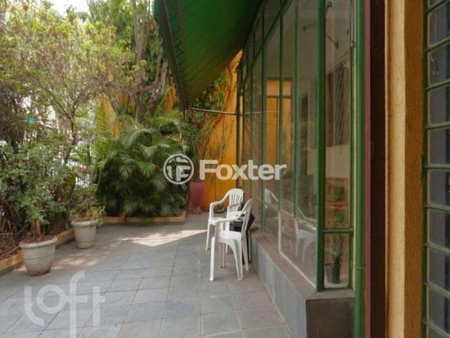Casa, 10 dormitórios, 300 m², em Vila Mariana