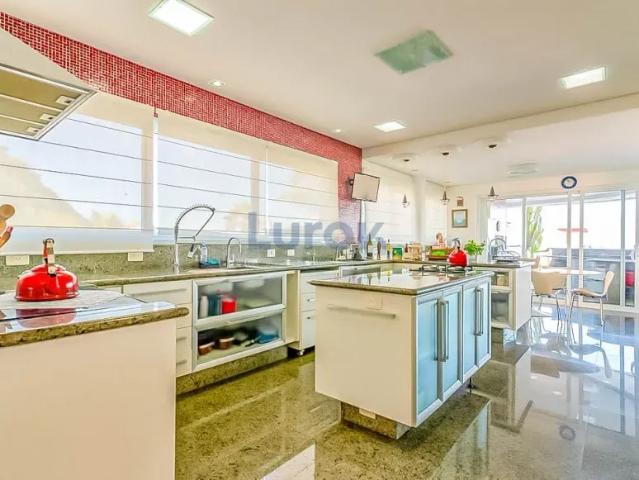 Casa 10 suítes à Venda Praia de Pernambuco Guarujá / SP