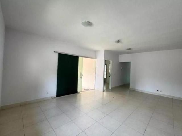 CASA 110M2 COM 2 QUARTOS SETOR FAIÇALVILLE Casa de Rua com 2 Quarto s por R$ 400000.00 no setor Se