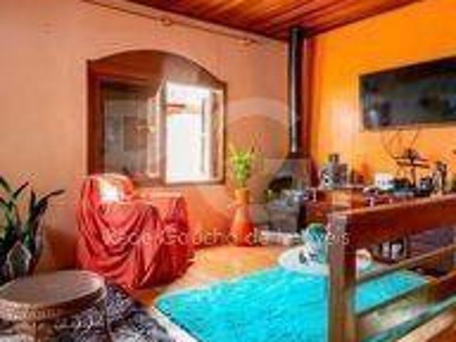 Casa 110m², 4 dormitórios, sendo 1 suites, 1 vaga bairro Teresópolis Porto A