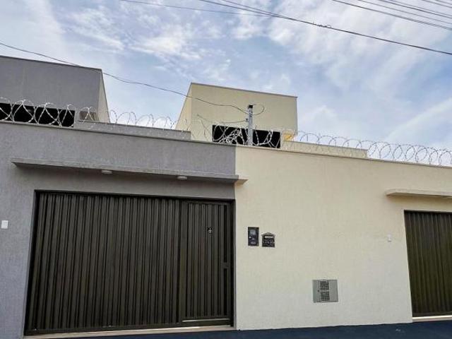 Casa 117m² — Parque Veiga Jardim | 3 Quartos, 1 Suíte