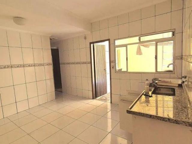 Casa 115m² com 2 dormitórios 1 suíte 2 vagas Vila Santa Catarina