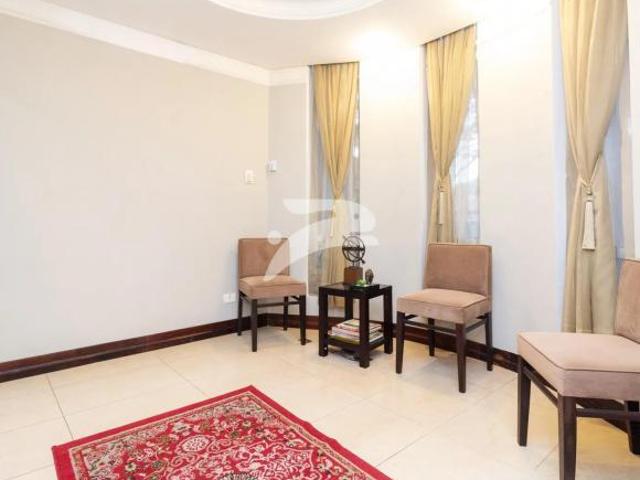 Casa 11 Quartos Batel 337m²
