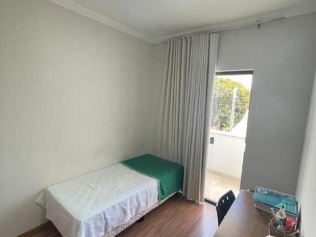 Casa 120m2 com 3 Quartos sendo 1 suite, 2 Vagas Centro Vinhedo