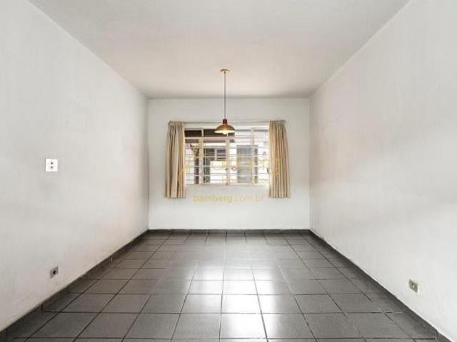 CASA 120M² COM 3 DORMITÓRIOS E 2 VAGAS NO BROKLIN