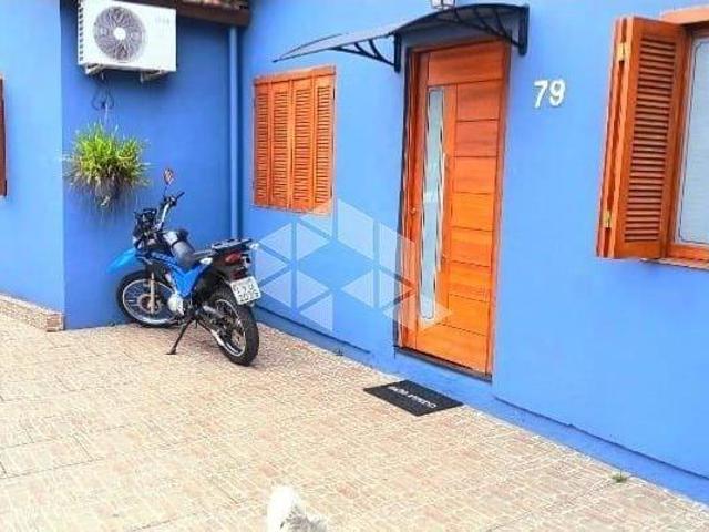Casa 120m², semimobiliada com 4 quartos, suíte e sistema de segurança no Sarandi