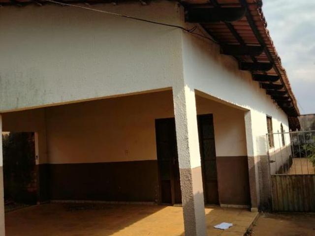 Casa 121m², 3 Quartos e 1 Suíte, Sala 2 Amb, 2 Vagas | Conj Vera Cruz