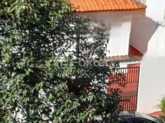 Casa, 12 dormitórios, 300 m², em Bosque da Saúde