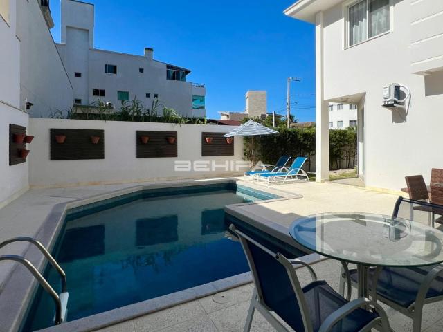 Casa 12 Pessoas Piscina 60 metros do Mar Praia Canto Grande