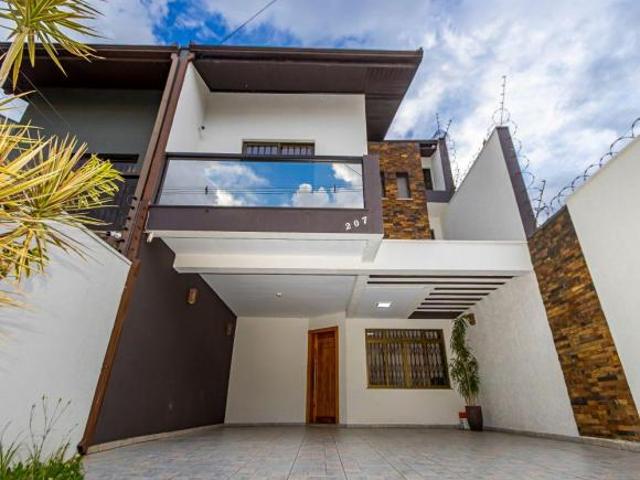 Casa · 131m² · 3 quartos · 2 vagas Boneca do Iguaçu São José dos Pinhais