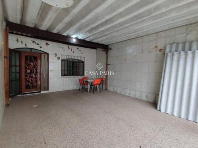 Casa 1 dormitório à venda na Guilhermina Praia Grande/SP | 66,53 m² | Quintal | 2 vagas