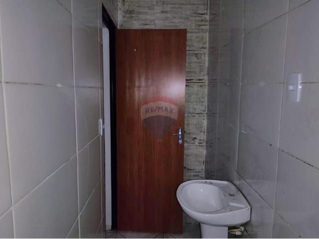 Casa 1 dormitório e 1 vaga próximo a Rua Imbiras