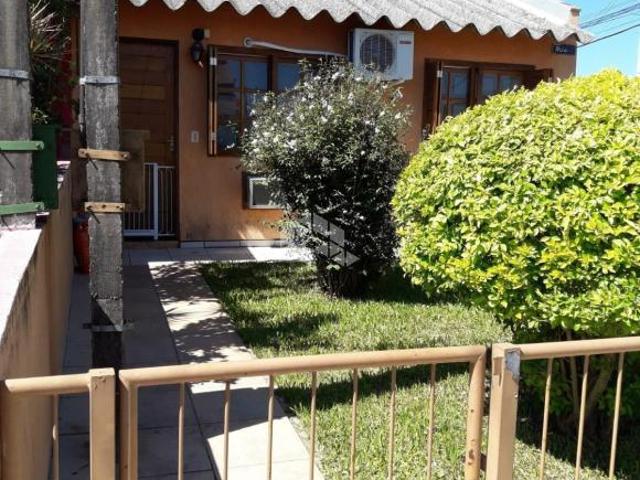 Casa 1 dormitório em condomínio fechado no bairro Bela Vista