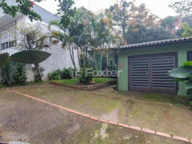 Casa, 1 dormitórios, 109 m², em Santa Tereza