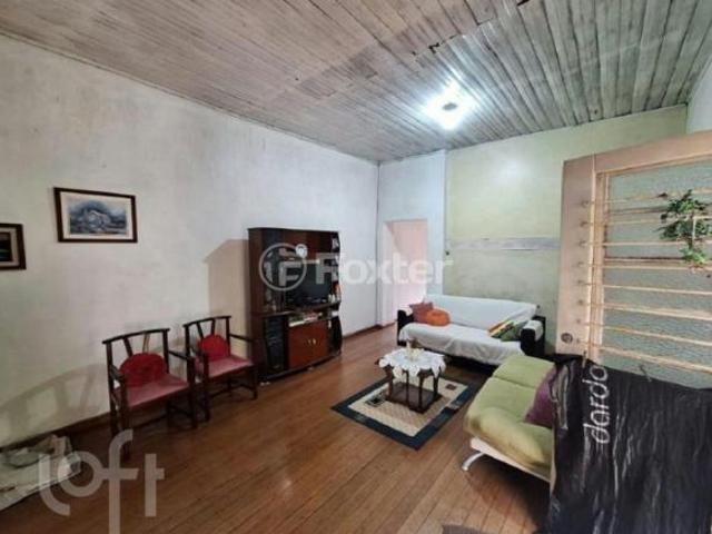 Casa, 1 dormitórios, 100 m², em Azenha