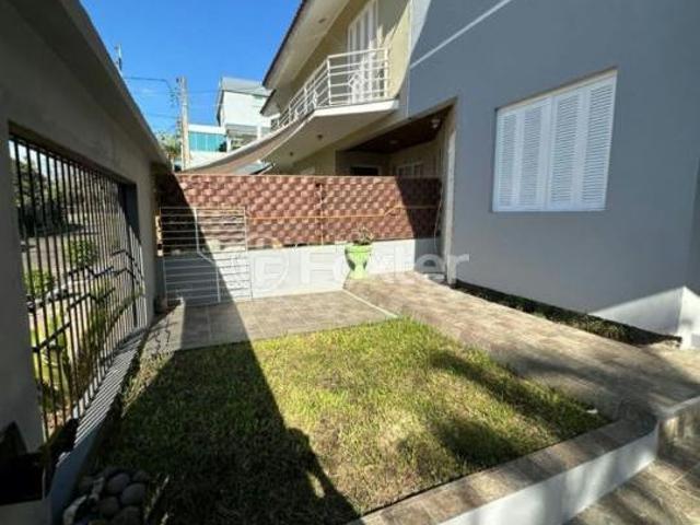 Casa, 1 dormitórios, 118 m², em Morro Santana