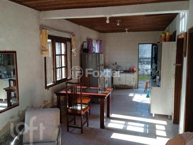 Casa, 2 dormitórios, 100 m², em Costa e Silva