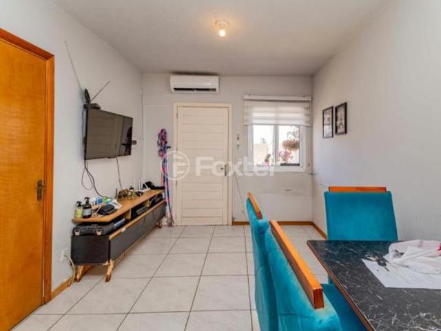 Casa, 1 dormitórios, 49 m², em Restinga