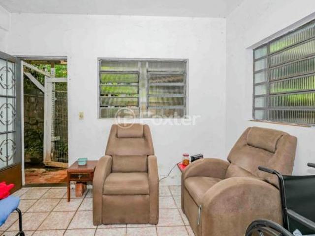 Casa, 1 dormitórios, 80 m², em Medianeira