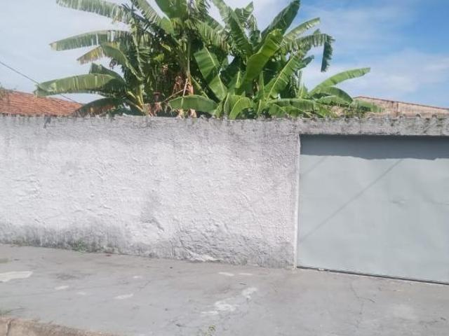 Casa 1 Quarto para Venda no Parque Amazonas Goiânia