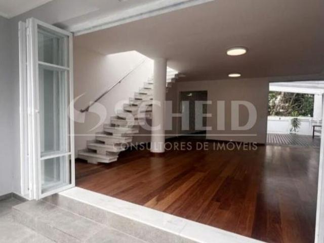 Casa 240 m² 3 dormitórios 1 suíte, 2 vagas, depósito aceita pets Pompéia