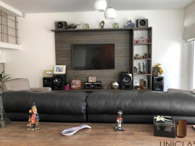 Casa 242m² à venda por R$ 1.790.000,00 4 quatro Dormitórios, Sendo