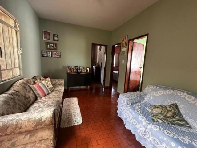 Casa para venda em Centro, Nepomuceno