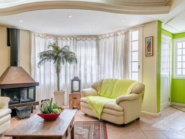 Casa 245 m² 4 dormitórios 2 vagas no Boa Vista