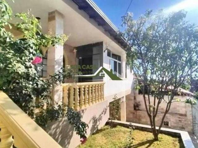 Casa 250m² 04 Quartos 01 Suíte 04 Vagas