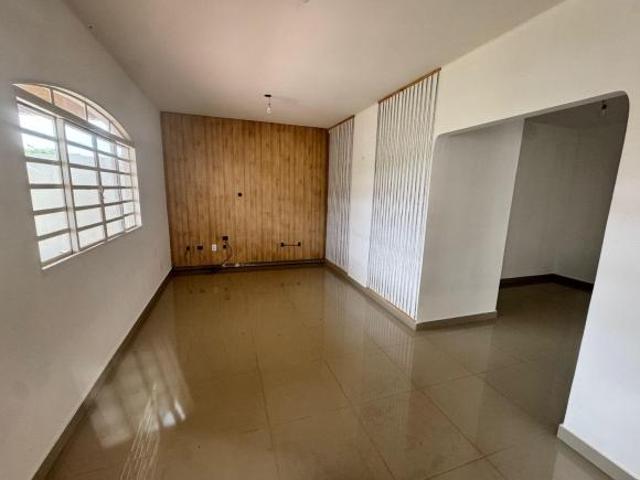 CASA, 256 m², 3 quartos, no JARDIM DA SERRA !