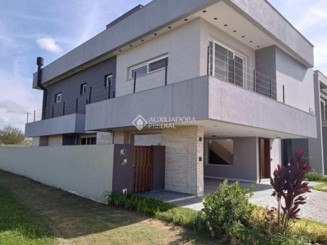 Casa 256 mts a venda Condomino Lagos São Gonçalo em Pelotas RS