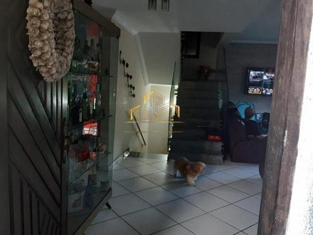 Casa 260m² Horto Florestal