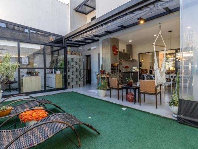 Casa 260m², Moema SP | Venda