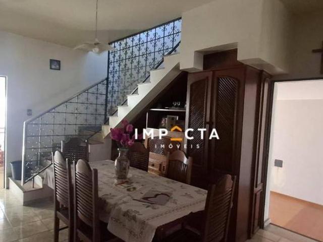 Casa para venda em Centro, Pouso Alegre