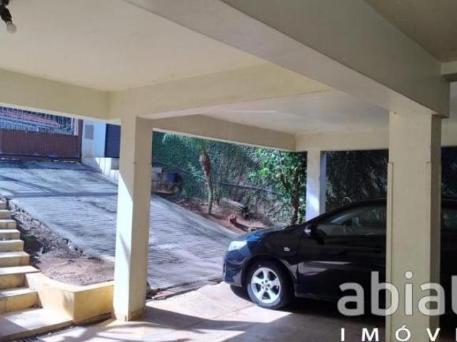 Casa 275m² com 7 Quartos, Piscina e Área Gourmet em Terreno de 653m² Rolinópolis São Paulo