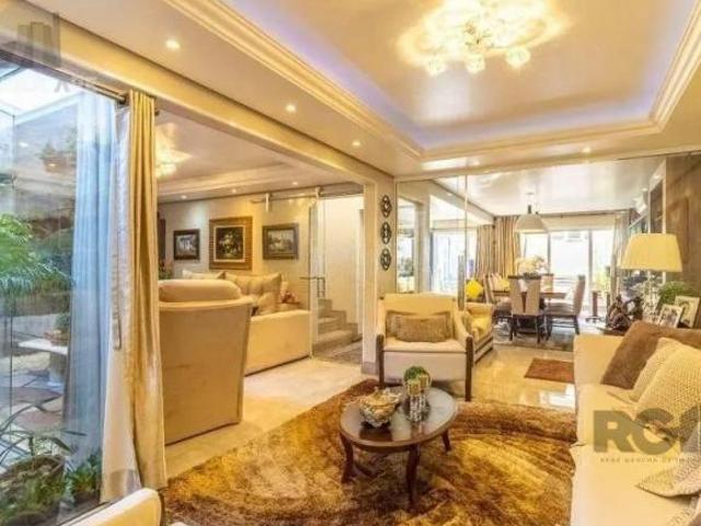 Casa 280m² 3 dormitórios, 1 suíte, 2 vagas no bairro Jardim Itú