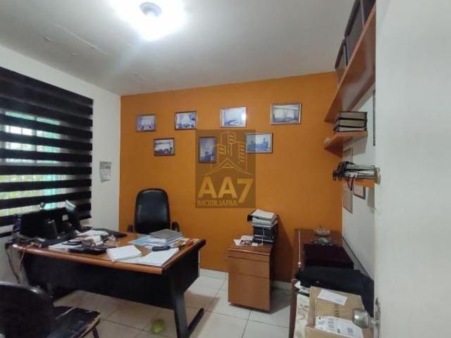 Casa 280m² de terreno com 2 quartos, 2 vagas Butanta