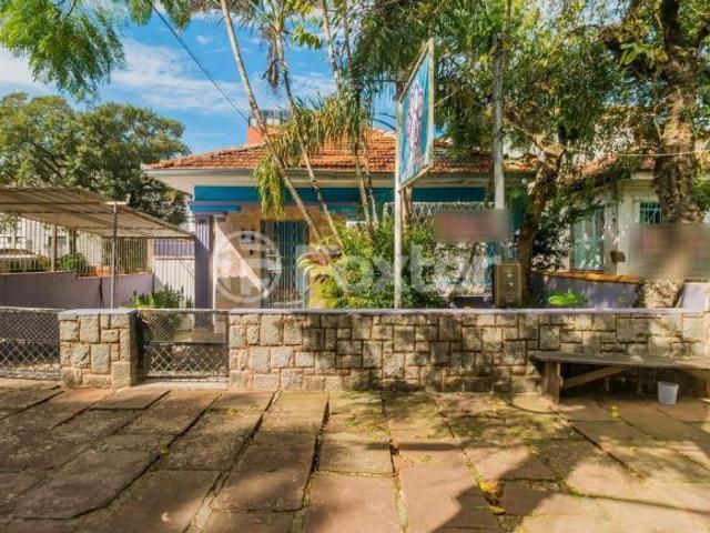 Casa, 290.4 m², em Petrópolis