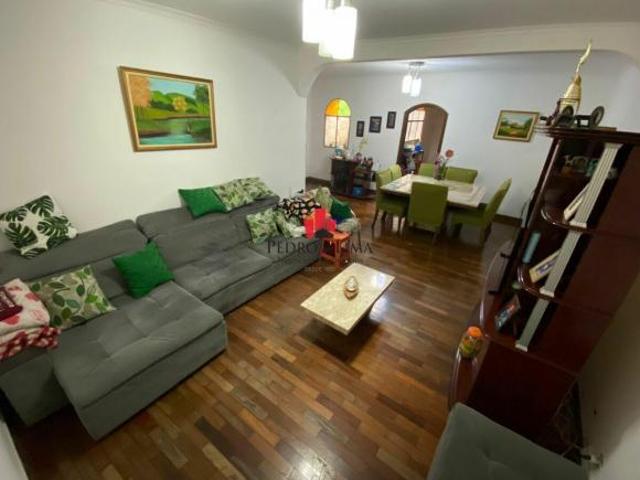 Casa 297 m², 3 quartos 3 suítes, 2 vagas e 5 banheiros na Vila Carrão