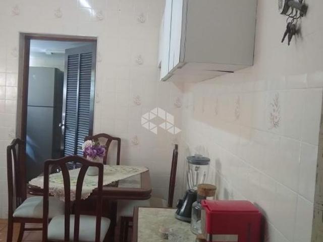 CASA 200m² 8x25 COM 2 DORMITÓRIOS AMPLOS E 3 VAGAS DE GARAGEM