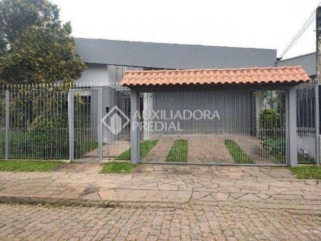 Casa 217m² no Jardim Lindóia com 3 dormitórios e 4 vagas