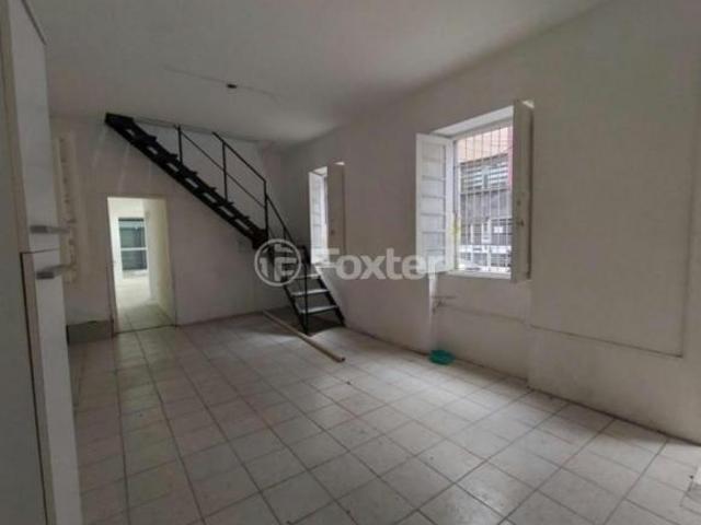 Casa, 220 m², em Centro